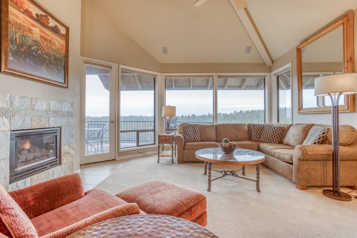 151 M² Condo ∙ 3 Bedrooms ∙ 9 Guests - Bend, OR