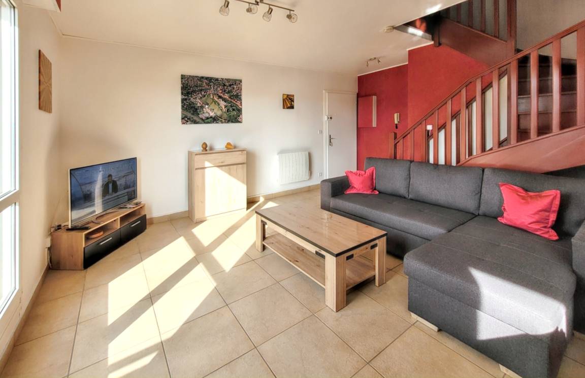 64 M² Appartement ∙ 2 Chambres ∙ 5 Personnes - Bitche