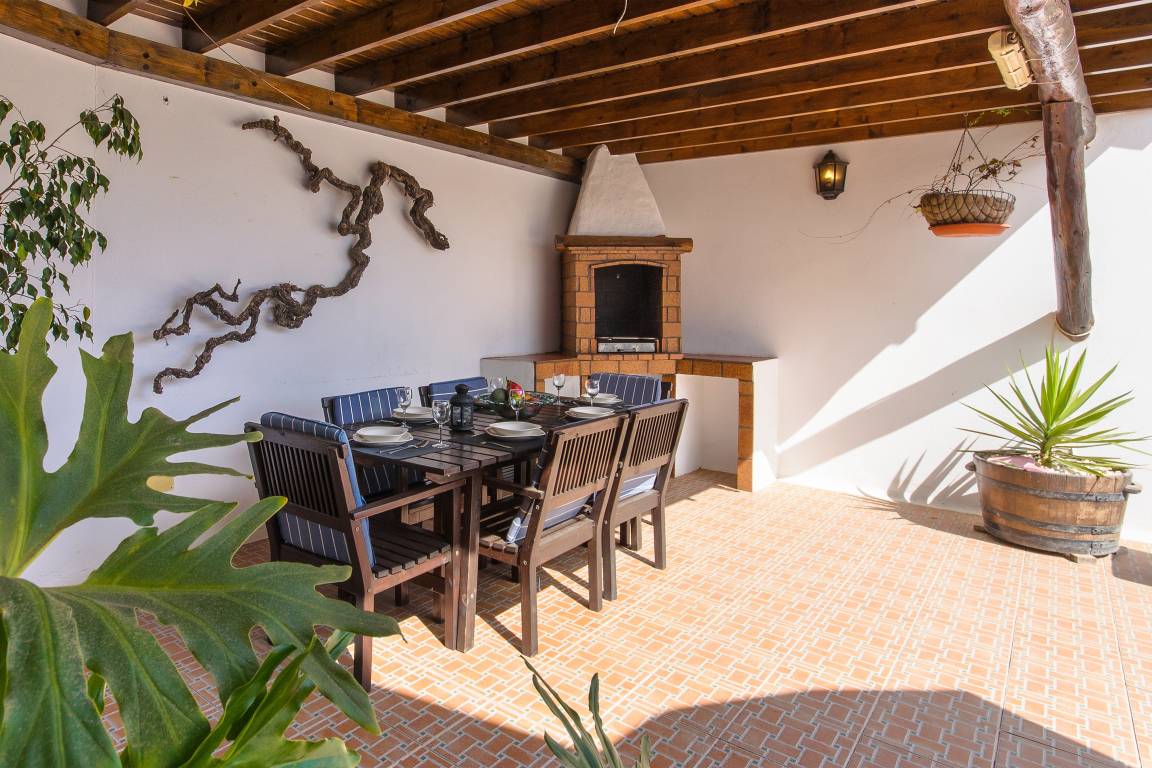 100 M² Maison De Campagne ∙ 3 Chambres ∙ 8 Personnes - Lanzarote