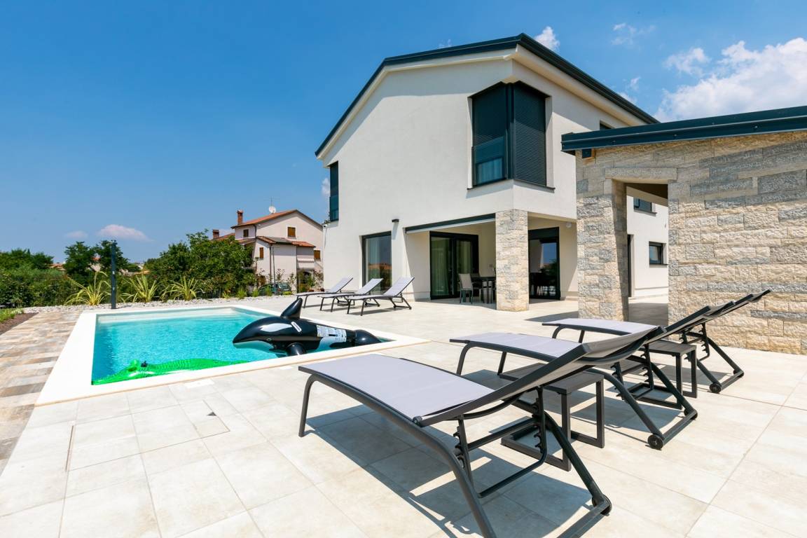 170 M² Villa ∙ 3 Schlafzimmer ∙ 6 Gäste - Vrsar