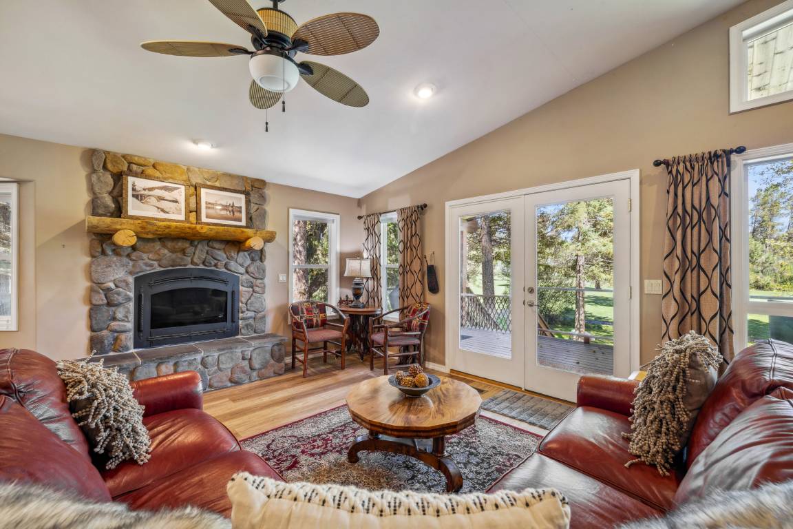 184 M² House ∙ 3 Bedrooms ∙ 6 Guests - McCall, ID