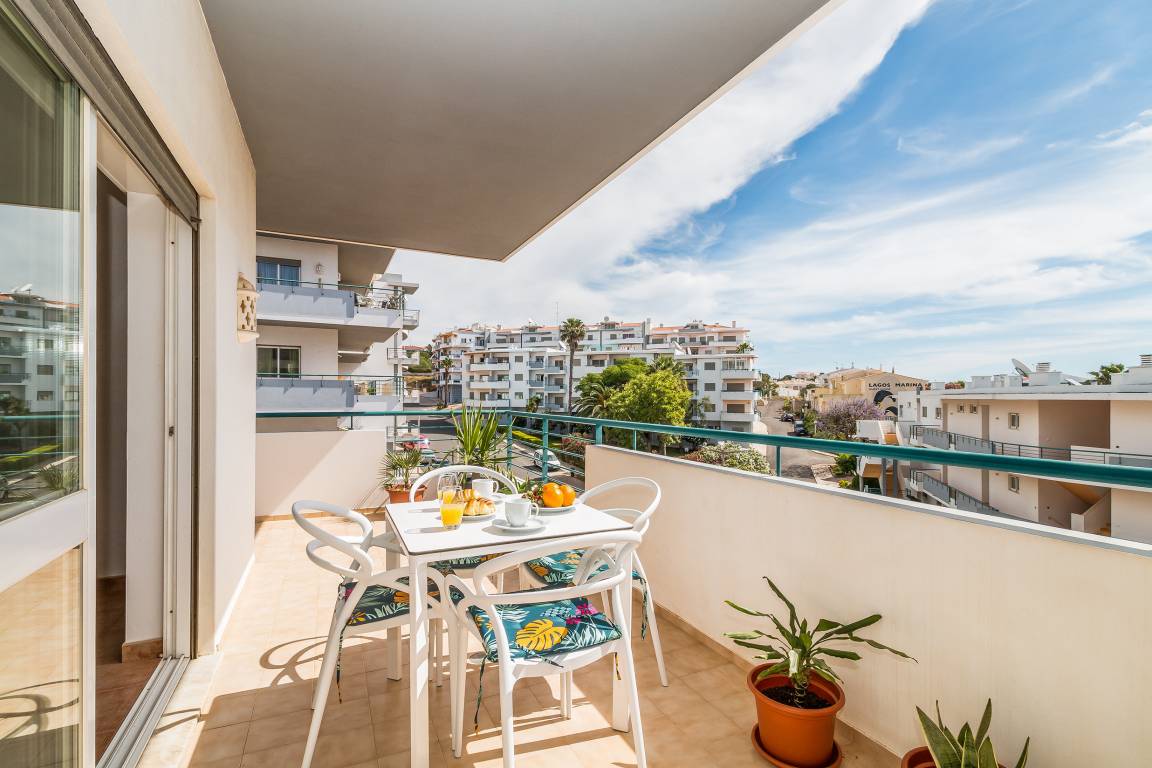 90 M² Ferienwohnung ∙ 2 Schlafzimmer ∙ 6 Gäste - Lagos