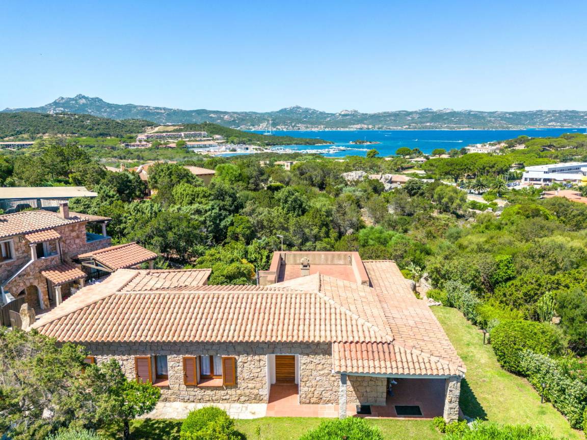 60 M² Casa ∙ 2 Habitaciones ∙ 4 Huéspedes - Arzachena