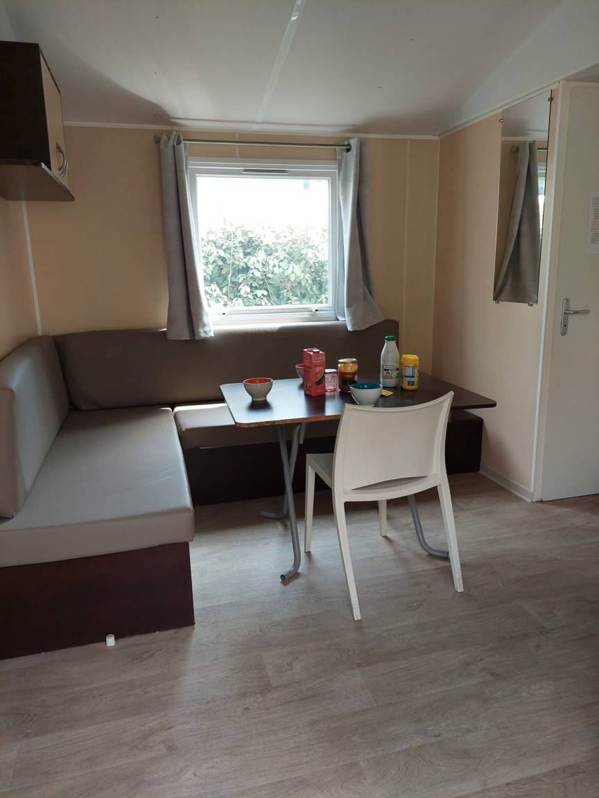 32 M² Camping ∙ 3 Sovrum ∙ 6 Gäster - Saint-Cannat