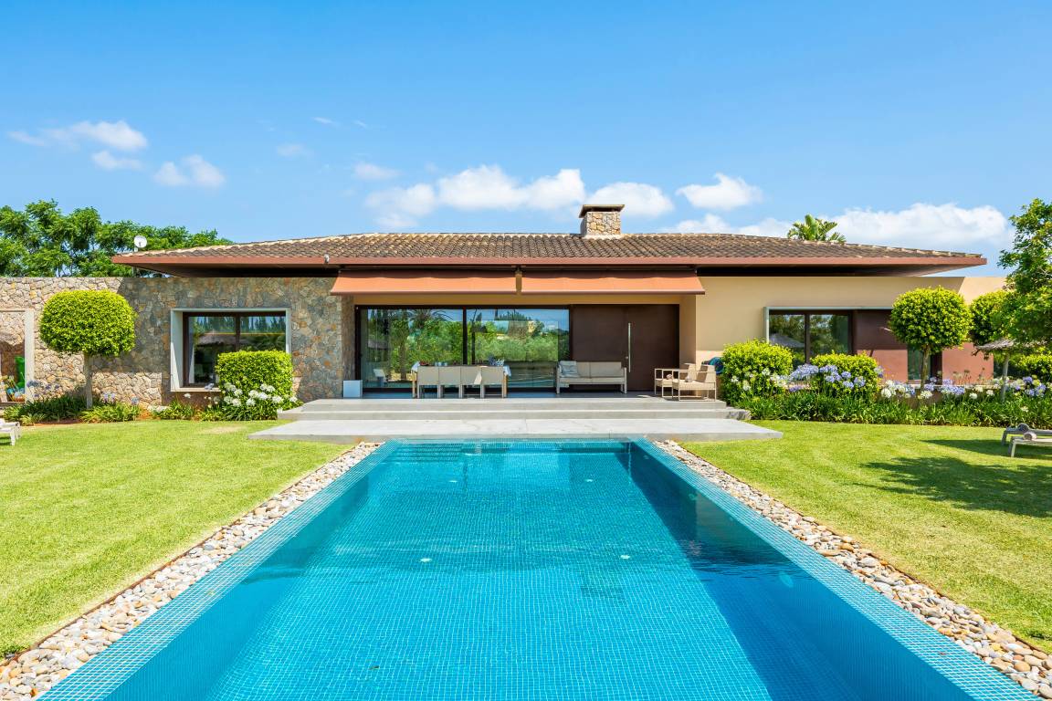 240 M² Finca ∙ 4 Schlafzimmer ∙ 8 Gäste - Muro