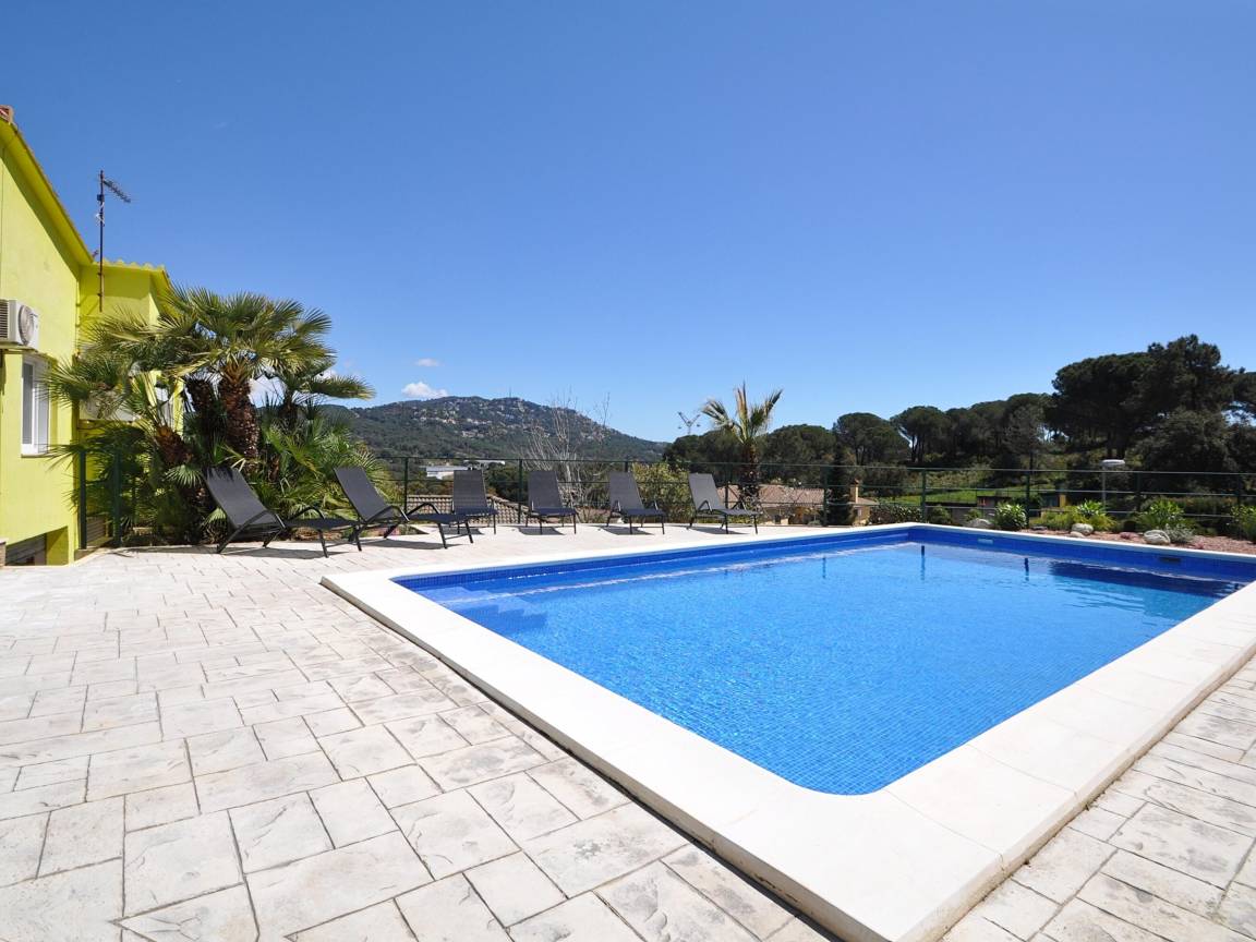 166 M² Maison De Vacances ∙ 4 Chambres ∙ 8 Personnes - Lloret de Mar
