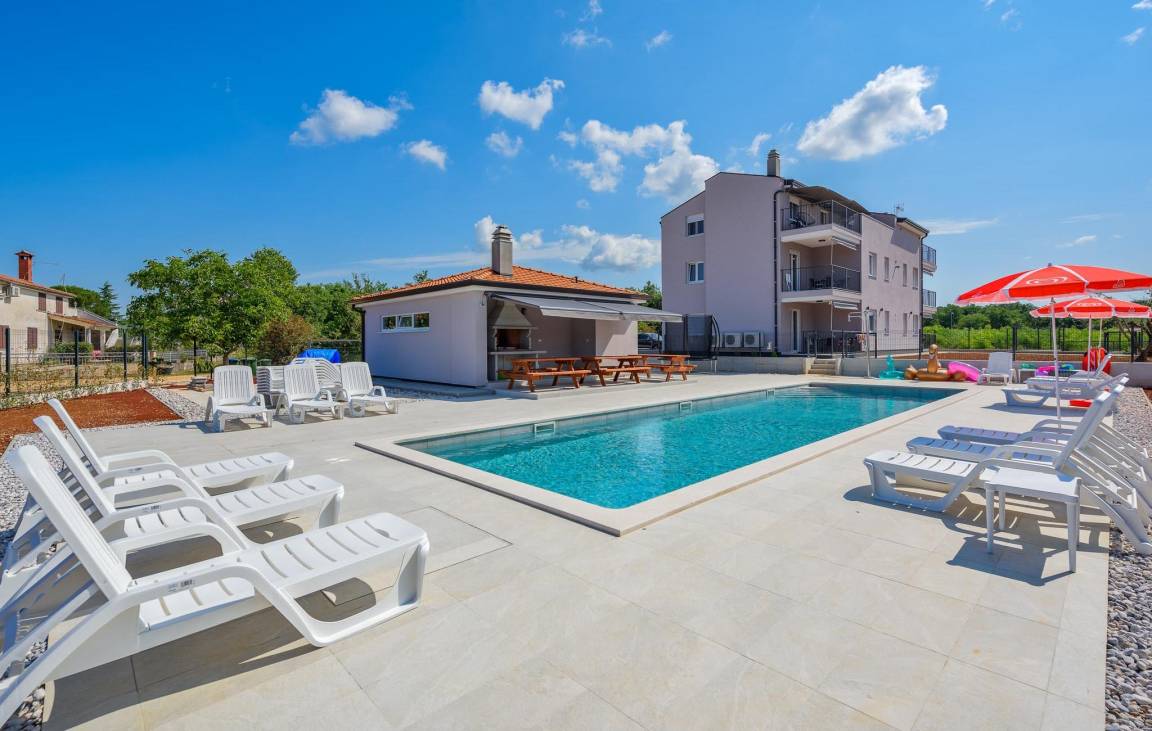 90 M² Ferienwohnung ∙ 3 Schlafzimmer ∙ 6 Gäste - Poreč