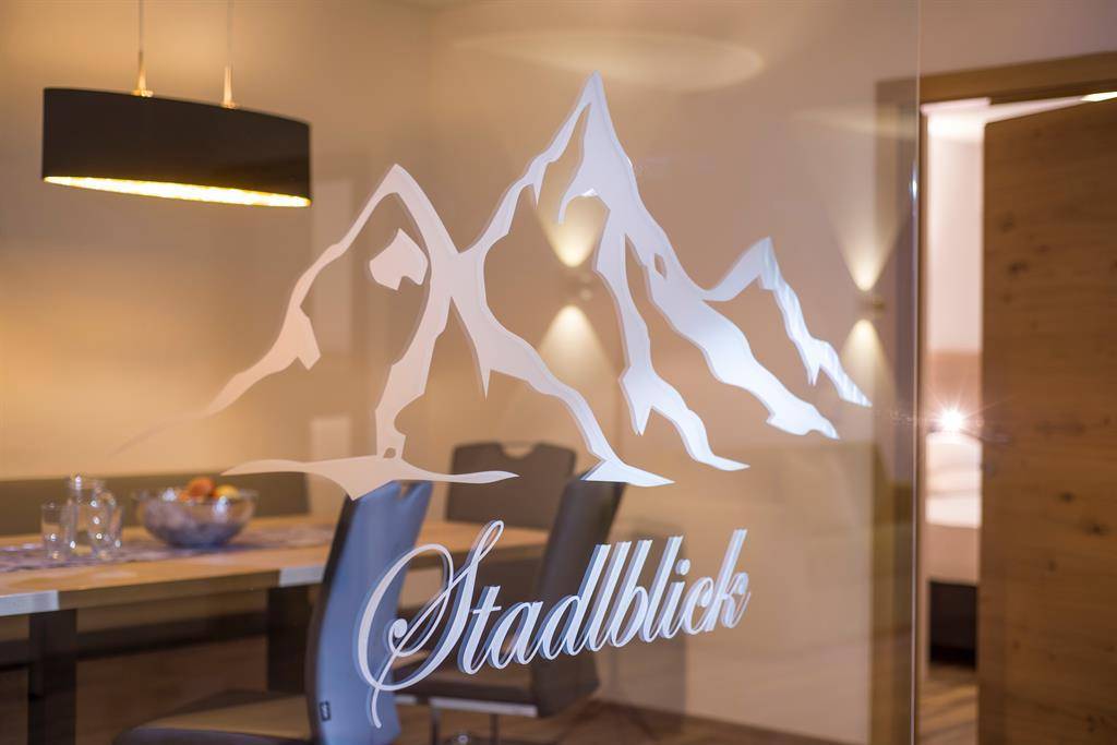 97 M² Apartment ∙ 2 Bedrooms ∙ 6 Guests - Zell am Ziller