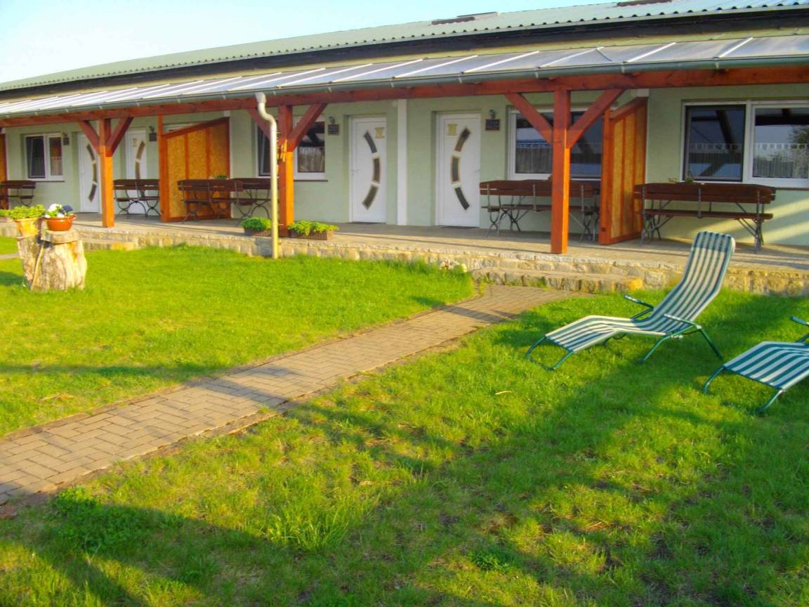 55 M² Ferienwohnung ∙ 1 Schlafzimmer ∙ 3 Gäste - Schlepzig