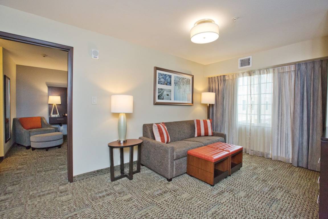 Condo ∙ 2 Bedrooms ∙ 7 Guests - Buda, TX