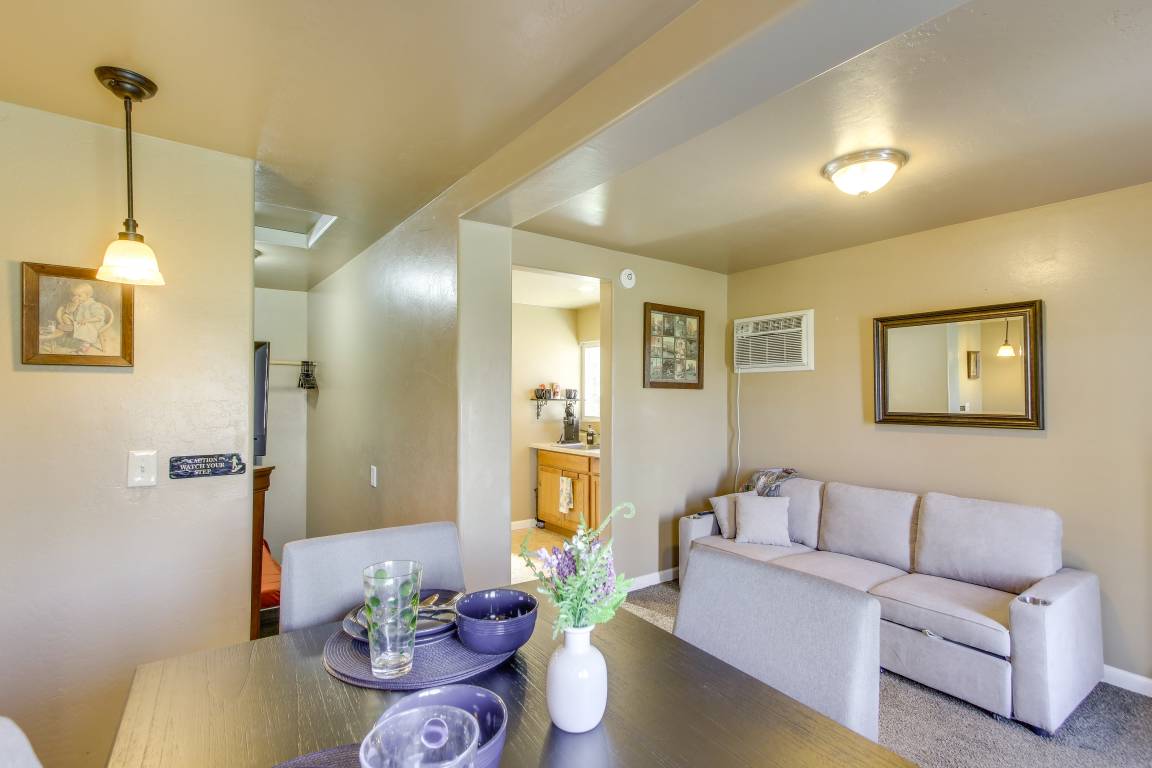 111 M² Apartment ∙ 3 Guests - Lake Isabella, CA