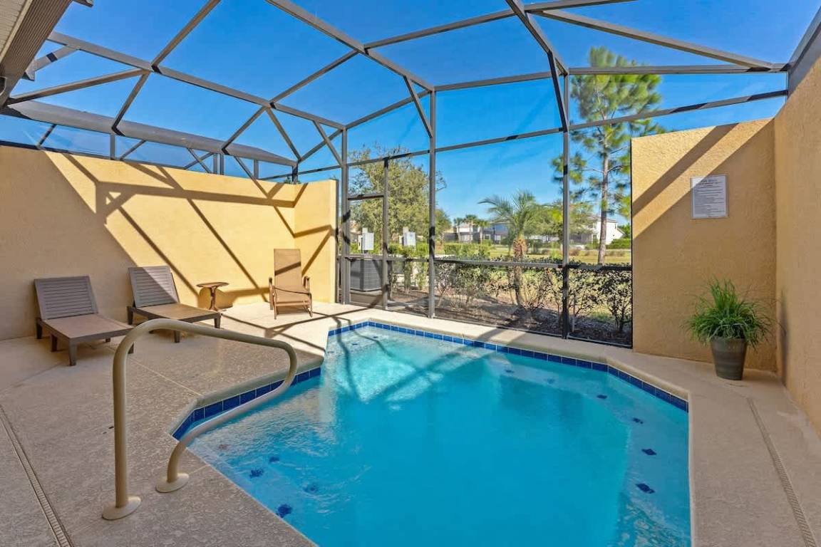 House ∙ 4 Bedrooms ∙ 9 Guests - Davenport, FL