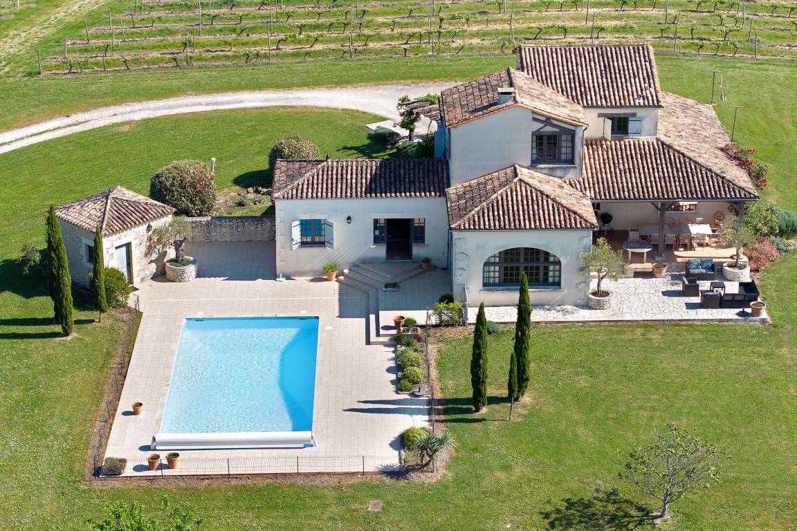 350 M² Maison De Vacances ∙ 6 Chambres ∙ 12 Personnes - Lot-et-Garonne
