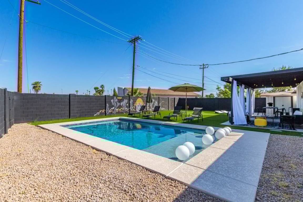 Maison De Vacances ∙ 4 Chambres ∙ 8 Personnes - Tempe, AZ