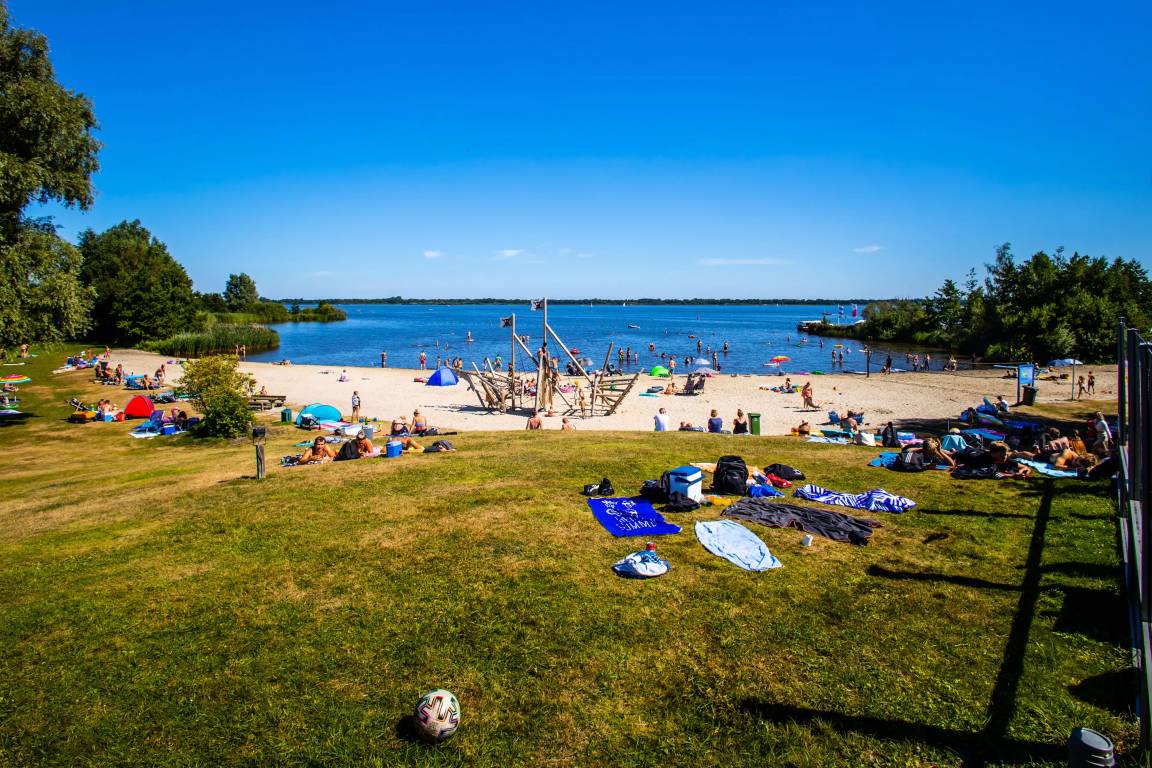 Caravan ∙ 1 Bedroom ∙ 6 Guests - Drachten