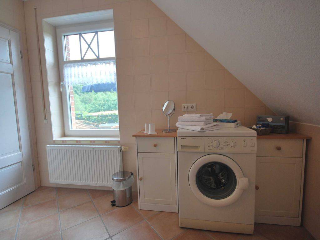 60 M² Appartement ∙ 1 Slaapkamer ∙ 2 Gasten - Westerstede