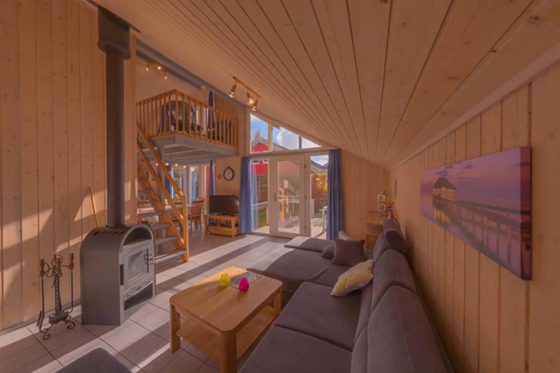 81 M² Ferienhaus ∙ 2 Schlafzimmer ∙ 6 Gäste - Kratzeburg