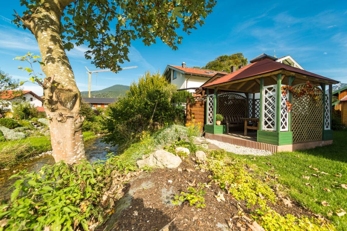 150 M² House ∙ 4 Bedrooms ∙ 8 Guests - Inzell