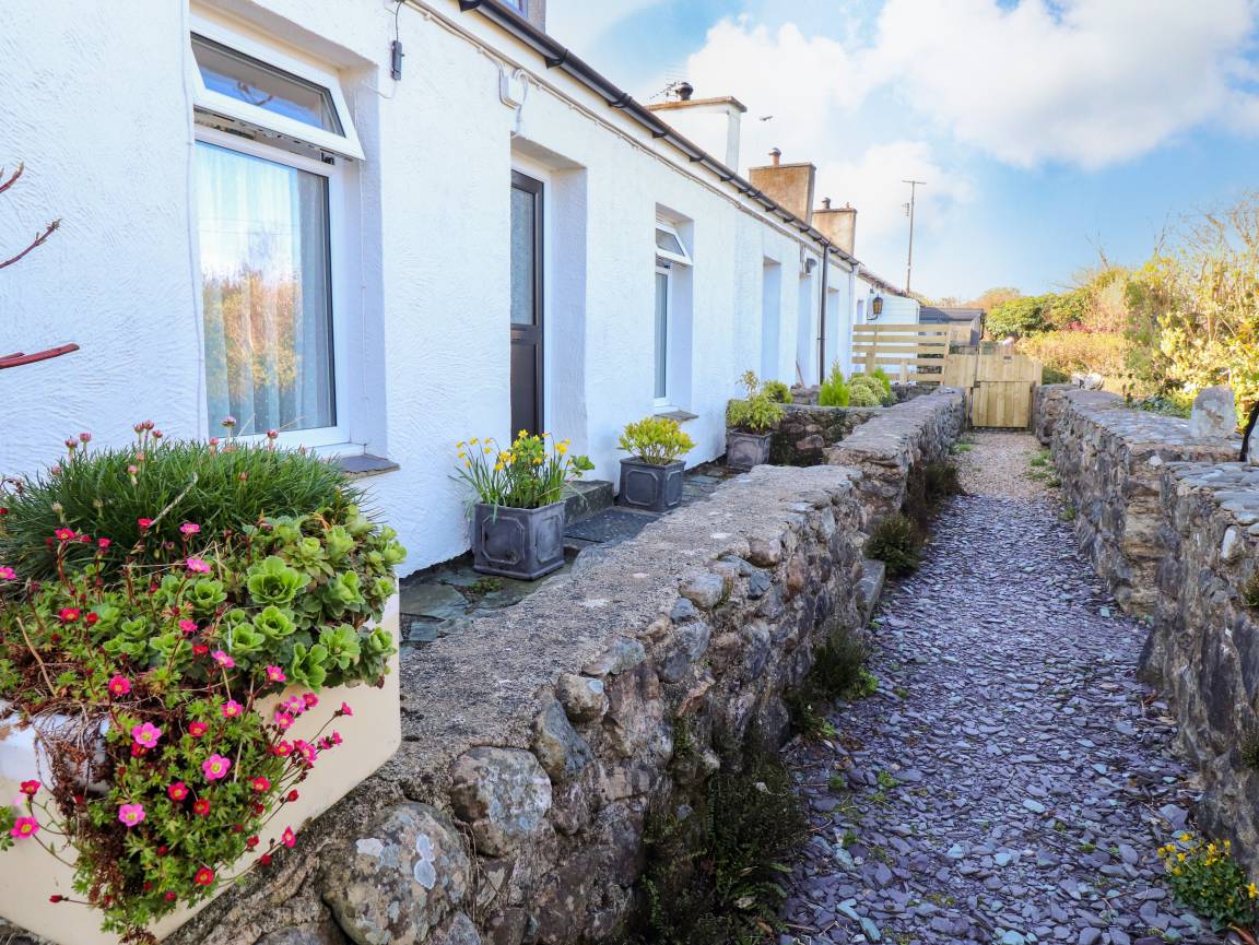 Cottage ∙ 2 Bedrooms ∙ 4 Guests - Anglesey