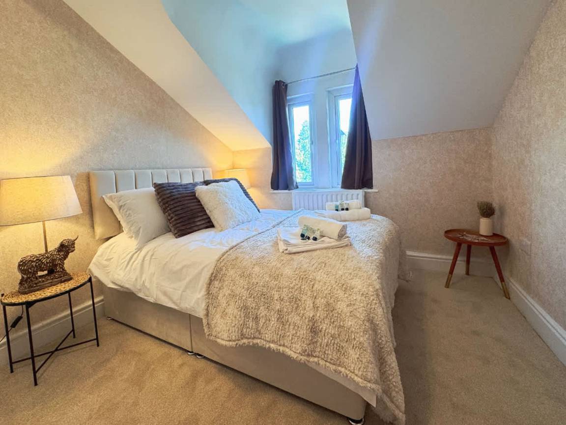 아파트  ∙ 침실 5개 ∙ 게스트 14명 - 하로게이트