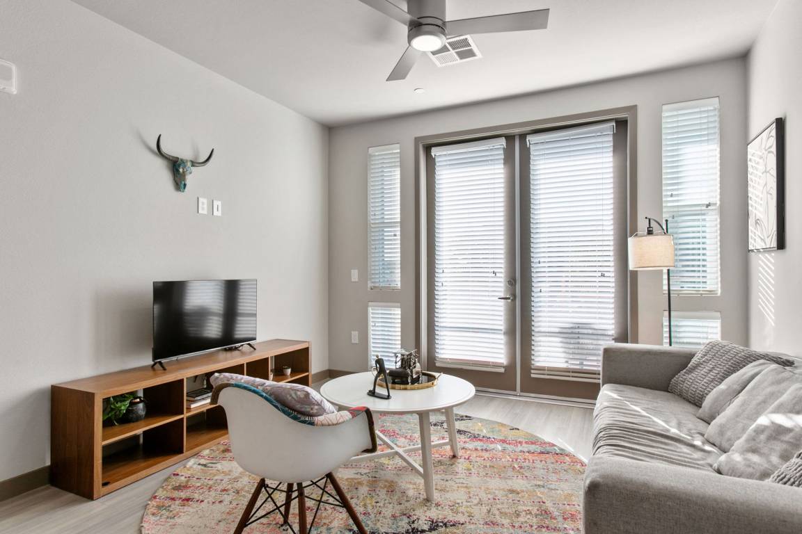 Apartment ∙ 1 Bedroom ∙ 4 Guests - Sacred Heart Church - Phoenix