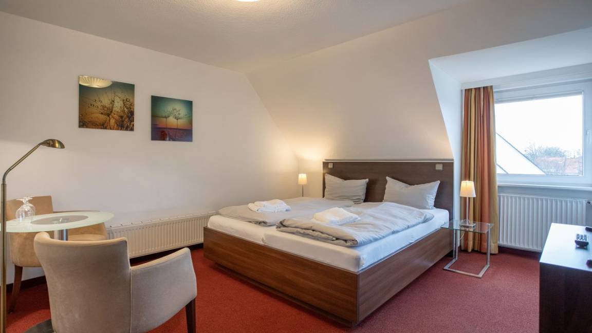 18 M² Hotel ∙ 2 Guests - Neustadt