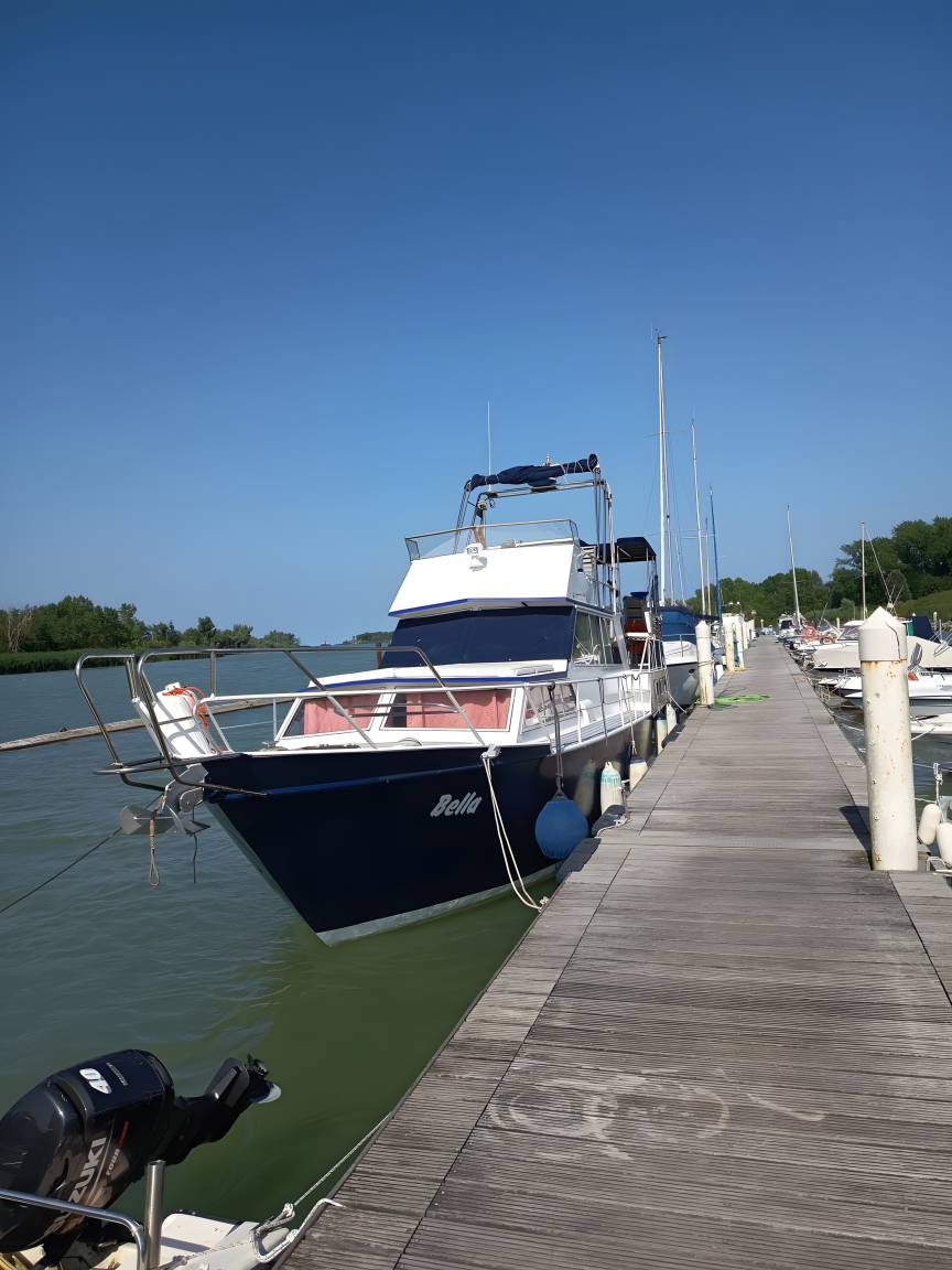 45 M² Houseboat ∙ 3 Bedrooms ∙ 5 Guests - Rosolina Mare