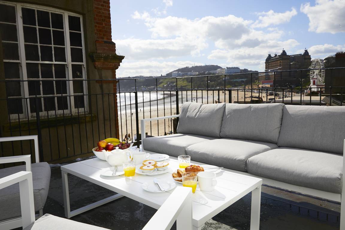 Cottage ∙ 5 Bedrooms ∙ 10 Guests - Scarborough