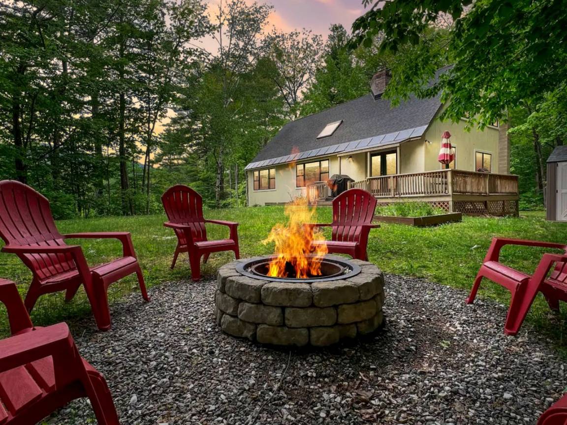 House ∙ 4 Bedrooms ∙ 10 Guests - North Conway, NH