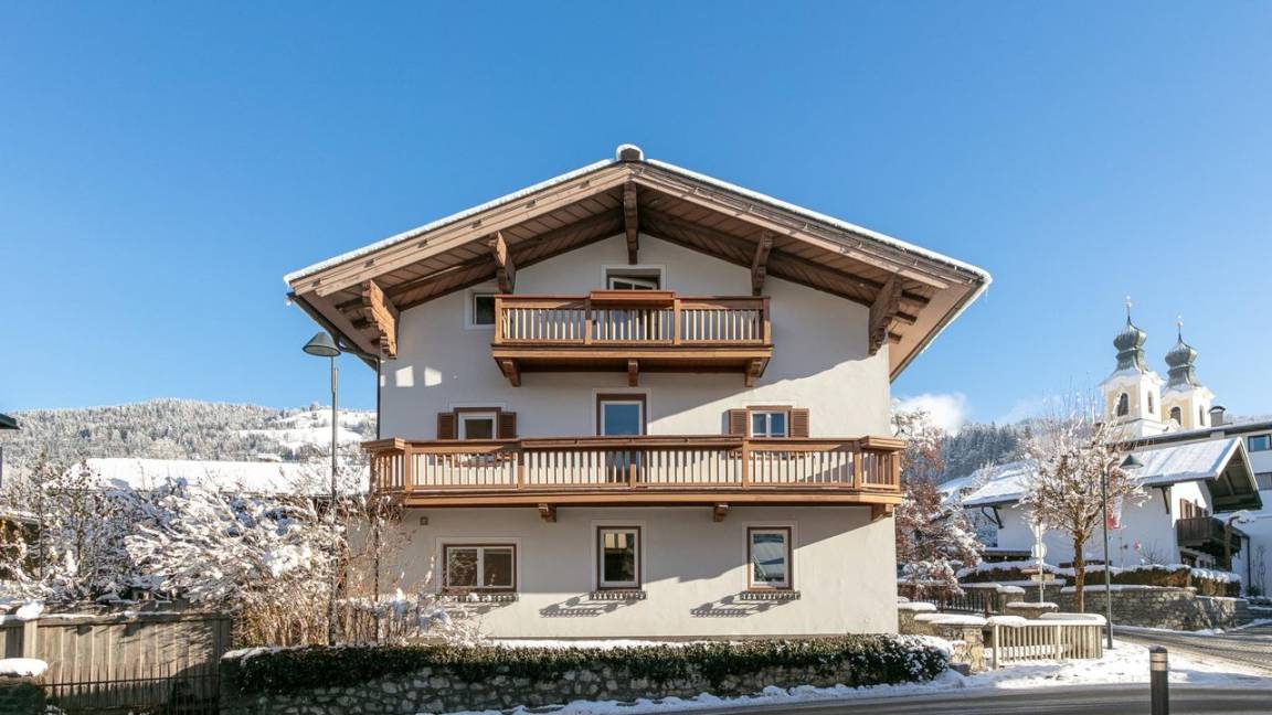 250 M² Maison De Vacances ∙ 5 Chambres ∙ 10 Personnes - Söll