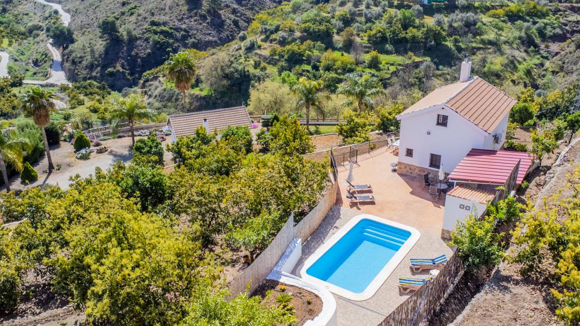 80 M² Cottage ∙ 2 Slaapkamers ∙ 6 Gasten - Tolox
