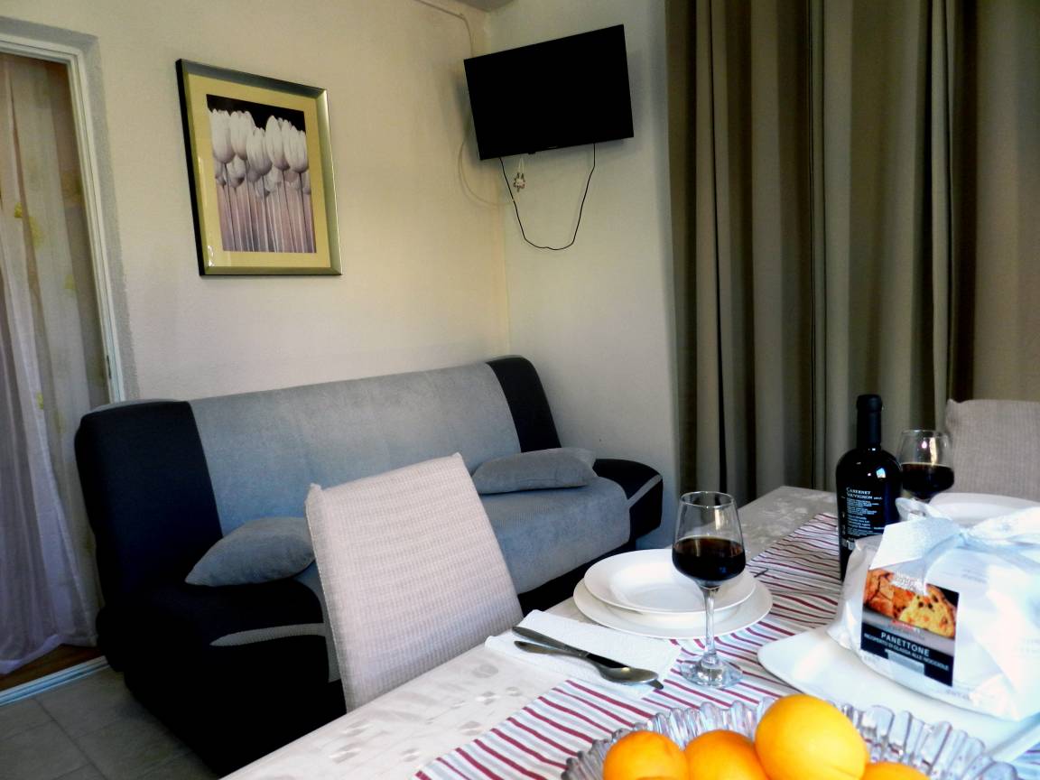 35 M² Apartment ∙ 1 Bedroom ∙ 4 Guests - Trpanj