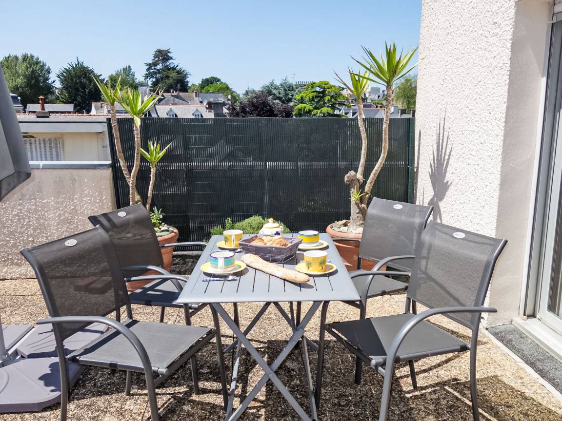 75 M² Appartement ∙ 1 Chambre ∙ 2 Personnes - Dinard
