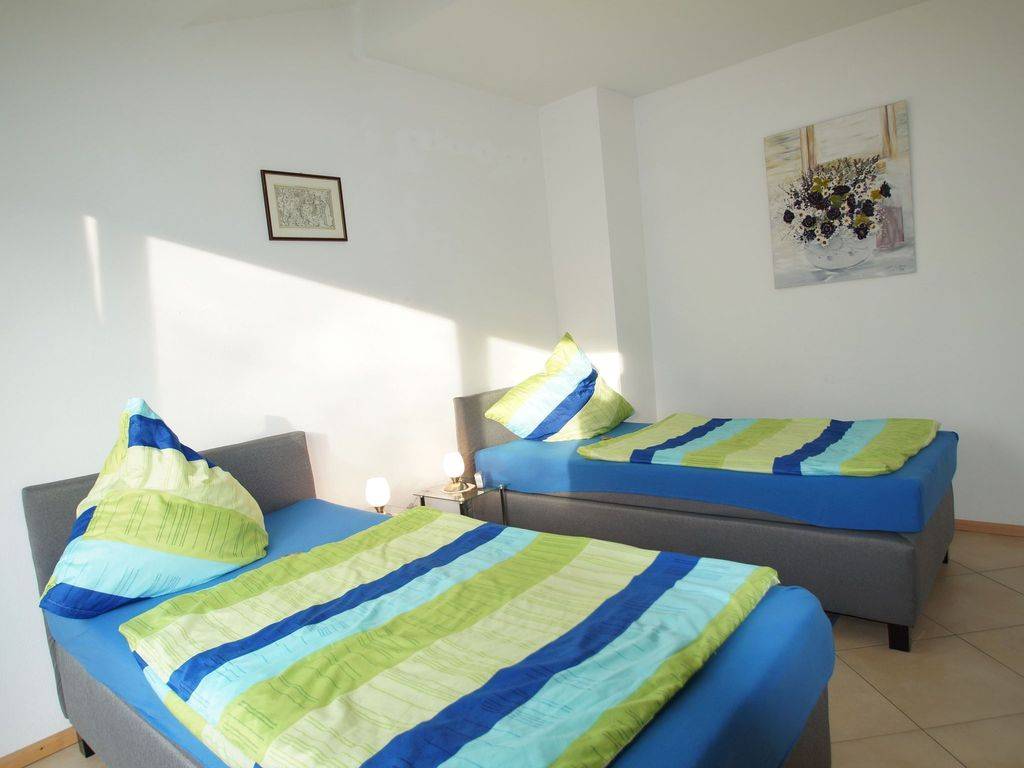 90 M² Ferienwohnung ∙ 2 Schlafzimmer ∙ 6 Gäste - Utting am Ammersee