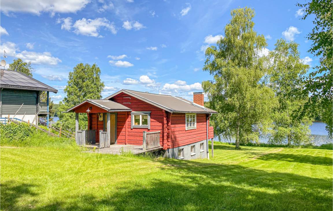 63 M² House ∙ 3 Bedrooms ∙ 7 Guests - Smedjebacken