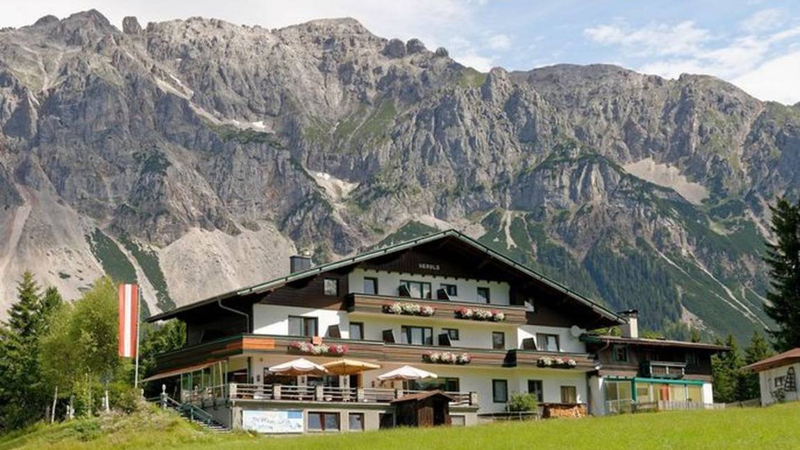 16 M² Hotel ∙ 1 Bedroom ∙ 1 Guest - Ramsau am Dachstein