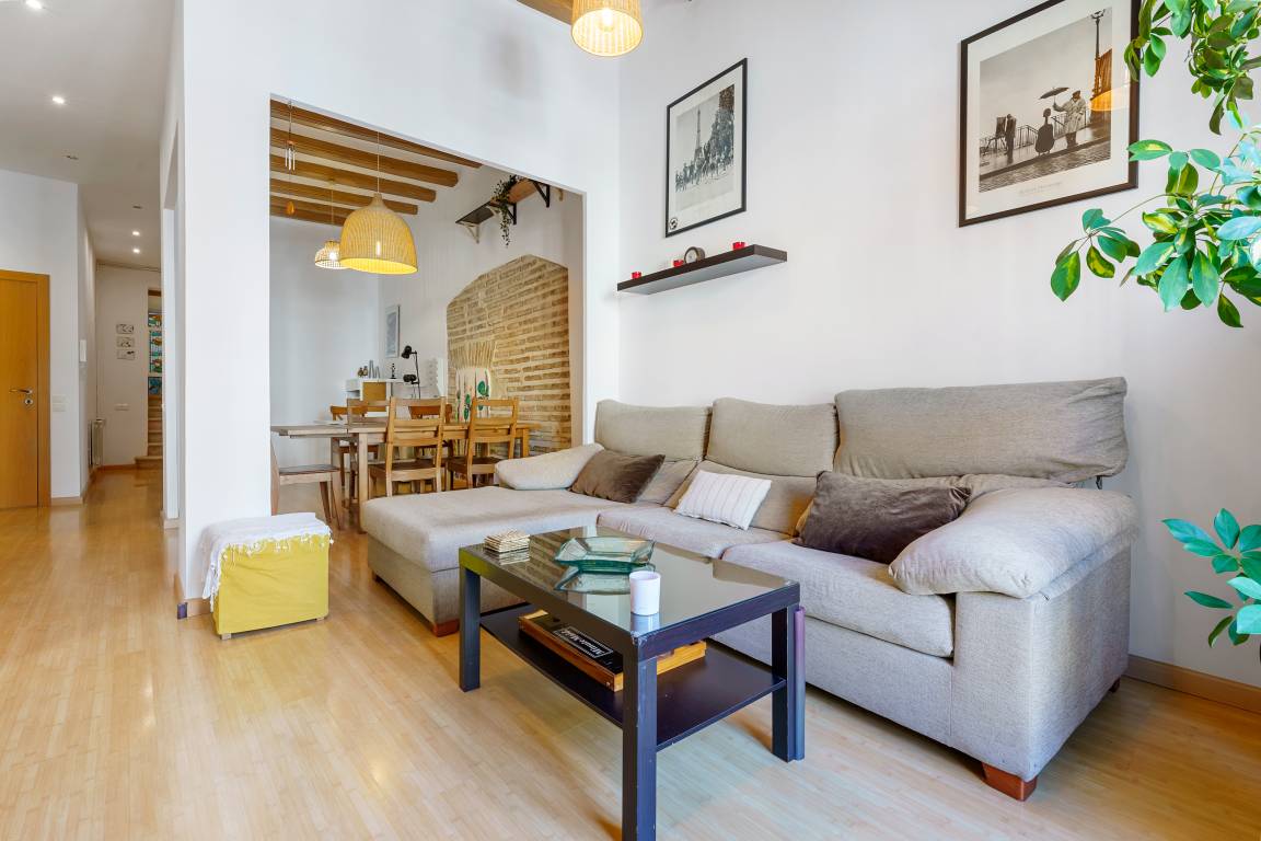 94 M² Apartamento ∙ 2 Habitaciones ∙ 4 Huéspedes - Tarragona, España
