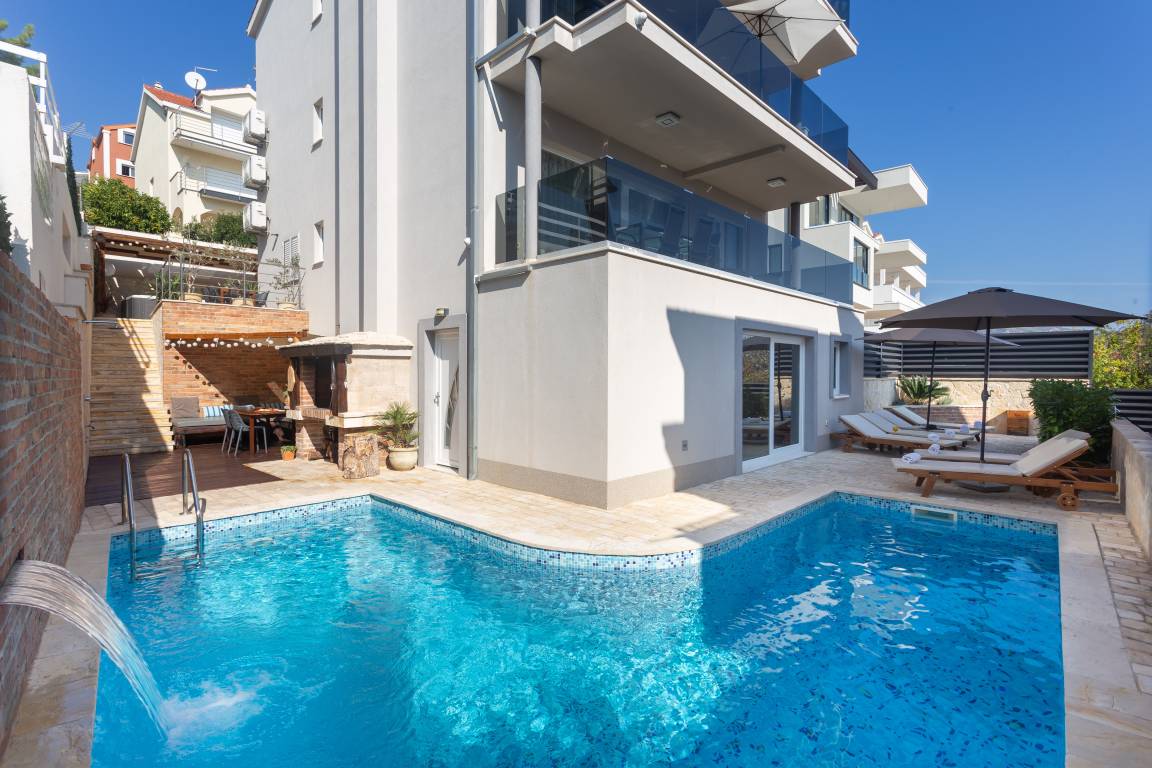 100 M² Appartement ∙ 2 Chambres ∙ 6 Personnes - Maslinica
