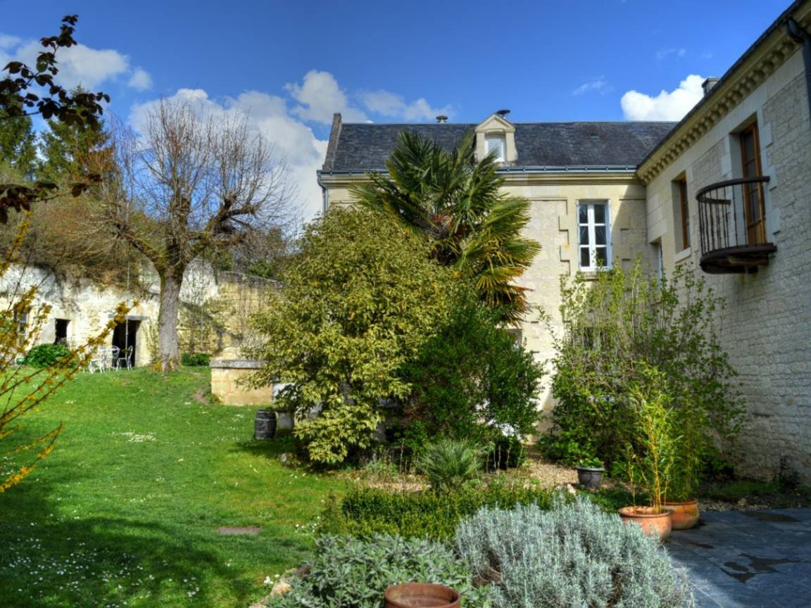 150 M² Cottage ∙ 6 Chambres ∙ 10 Personnes - Chinon
