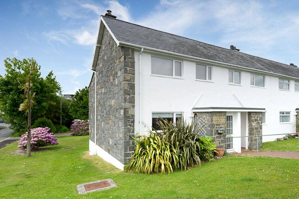 Cottage ∙ 2 Bedrooms ∙ 4 Guests - Abersoch