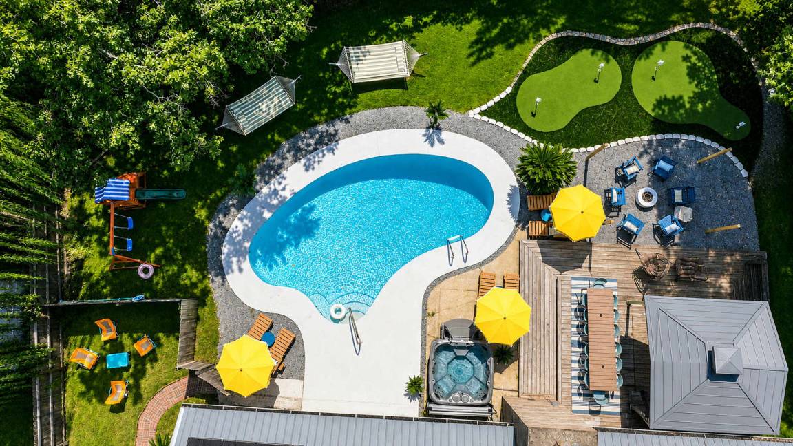 Apartment ∙ 4 Bedrooms ∙ 14 Guests - Mary Esther, FL