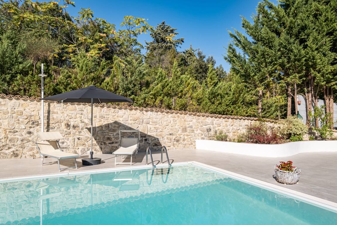 300 M² Villa ∙ 7 Bedrooms ∙ 23 Guests - Abruzzo