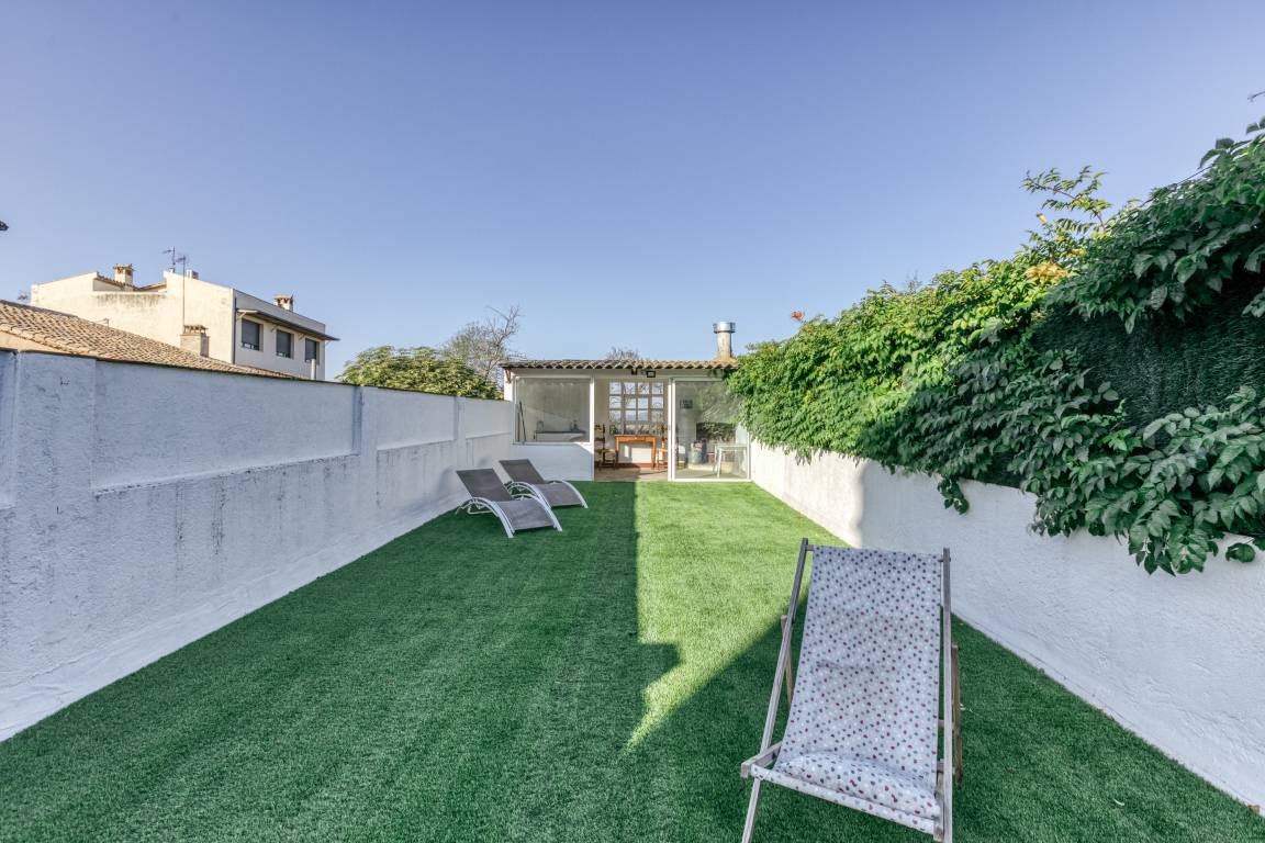 287 M² Ferienhaus ∙ 5 Schlafzimmer ∙ 9 Gäste - Llagostera