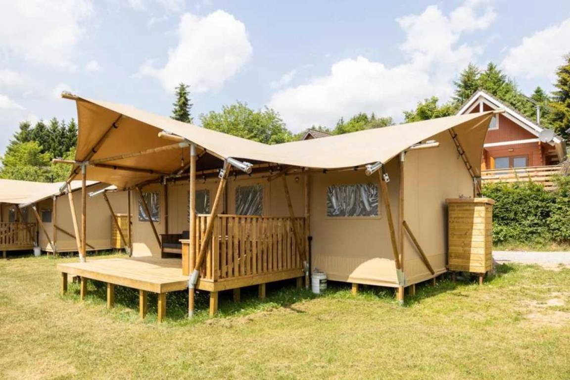 30 M² Tent ∙ 3 Bedrooms ∙ 6 Guests - Ardenne