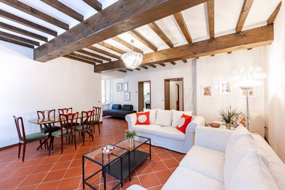 100 M² Appartamento Vacanza ∙ 1 Camera Da Letto ∙ 4 Ospiti - Parma