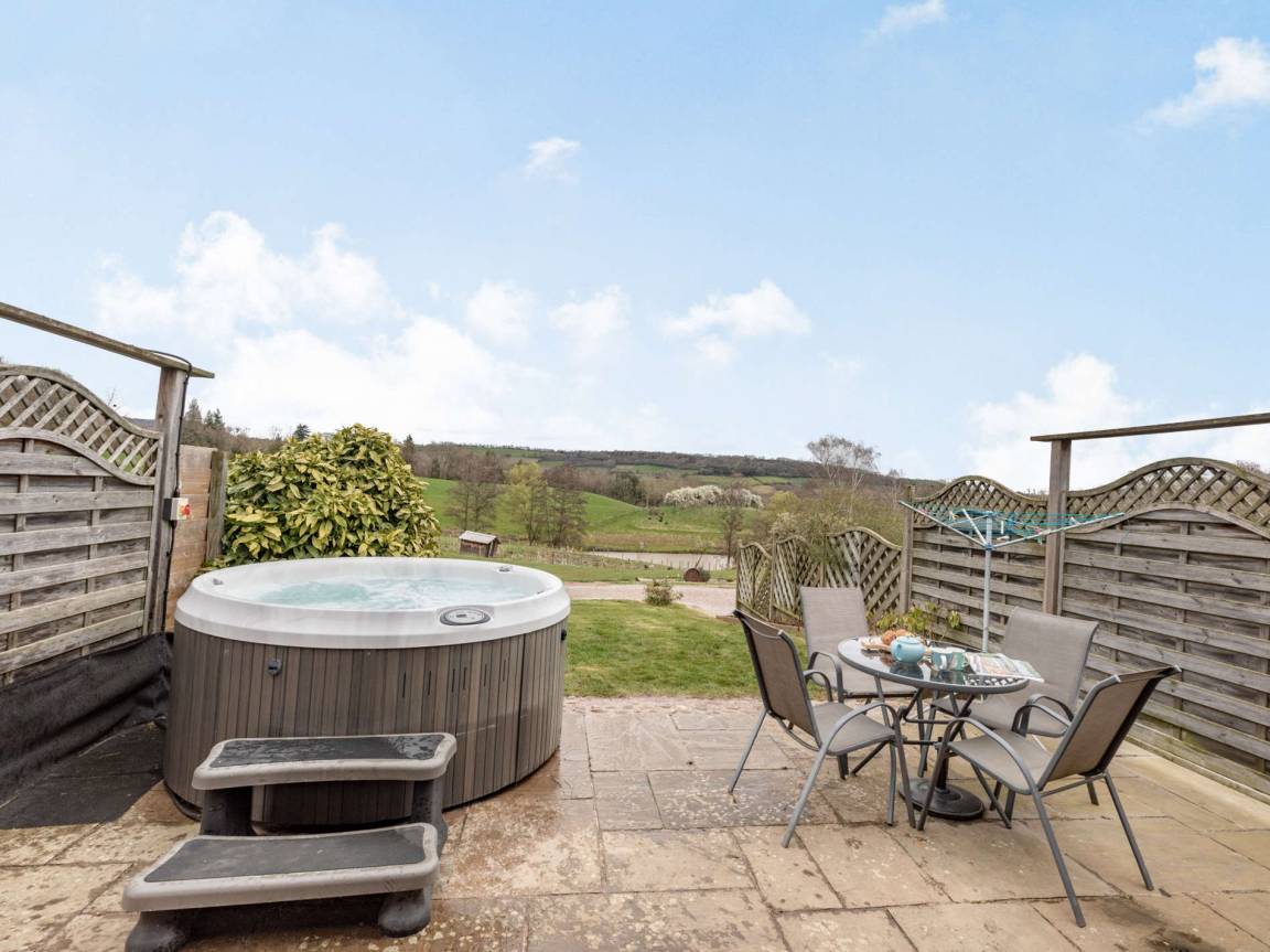 Cottage ∙ 2 Bedrooms ∙ 4 Guests - Shropshire