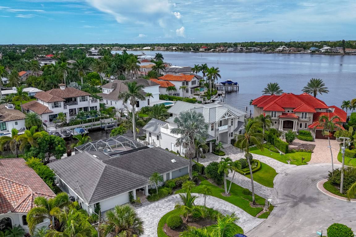 223 M² House ∙ 3 Bedrooms ∙ 8 Guests - Naples, FL