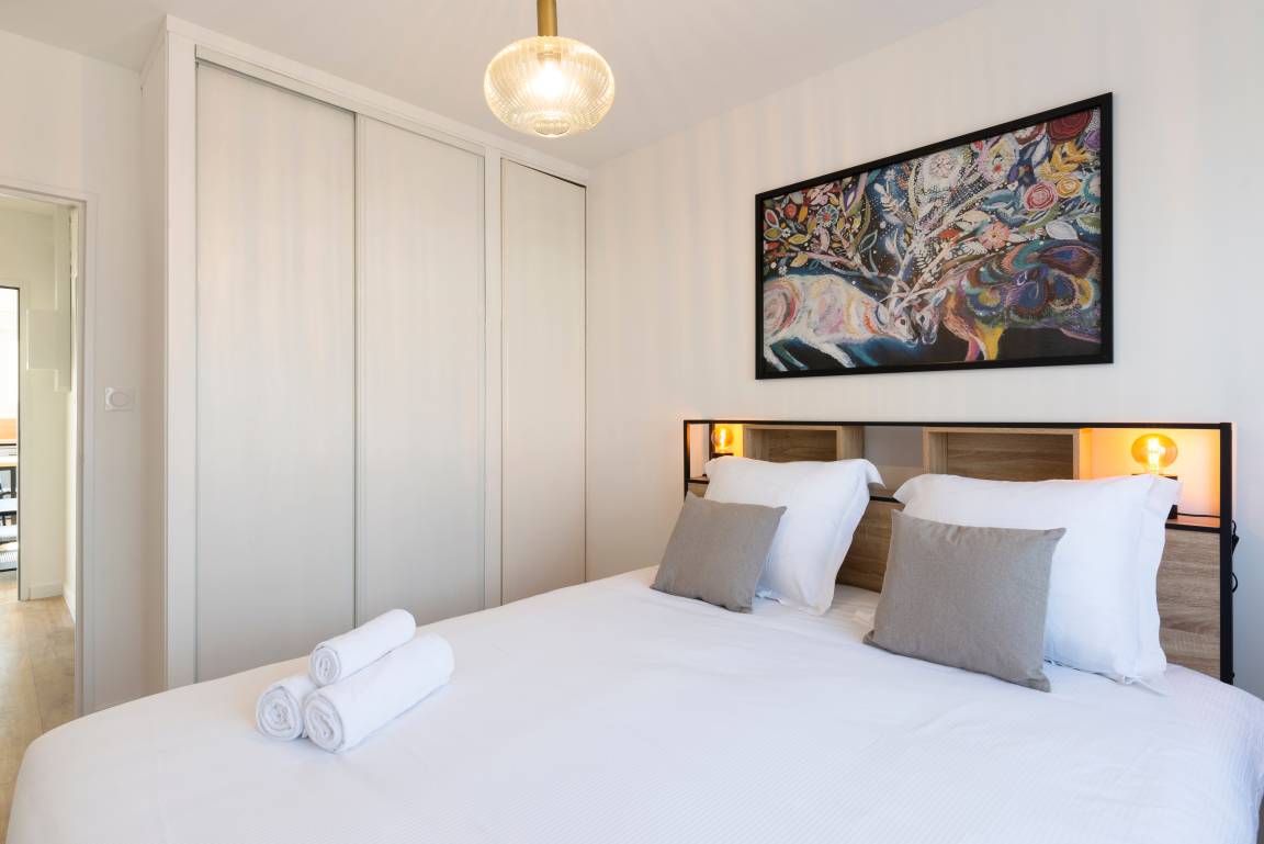 73 M² Ferienwohnung ∙ 3 Schlafzimmer ∙ 6 Gäste - Vandœuvre-lès-Nancy
