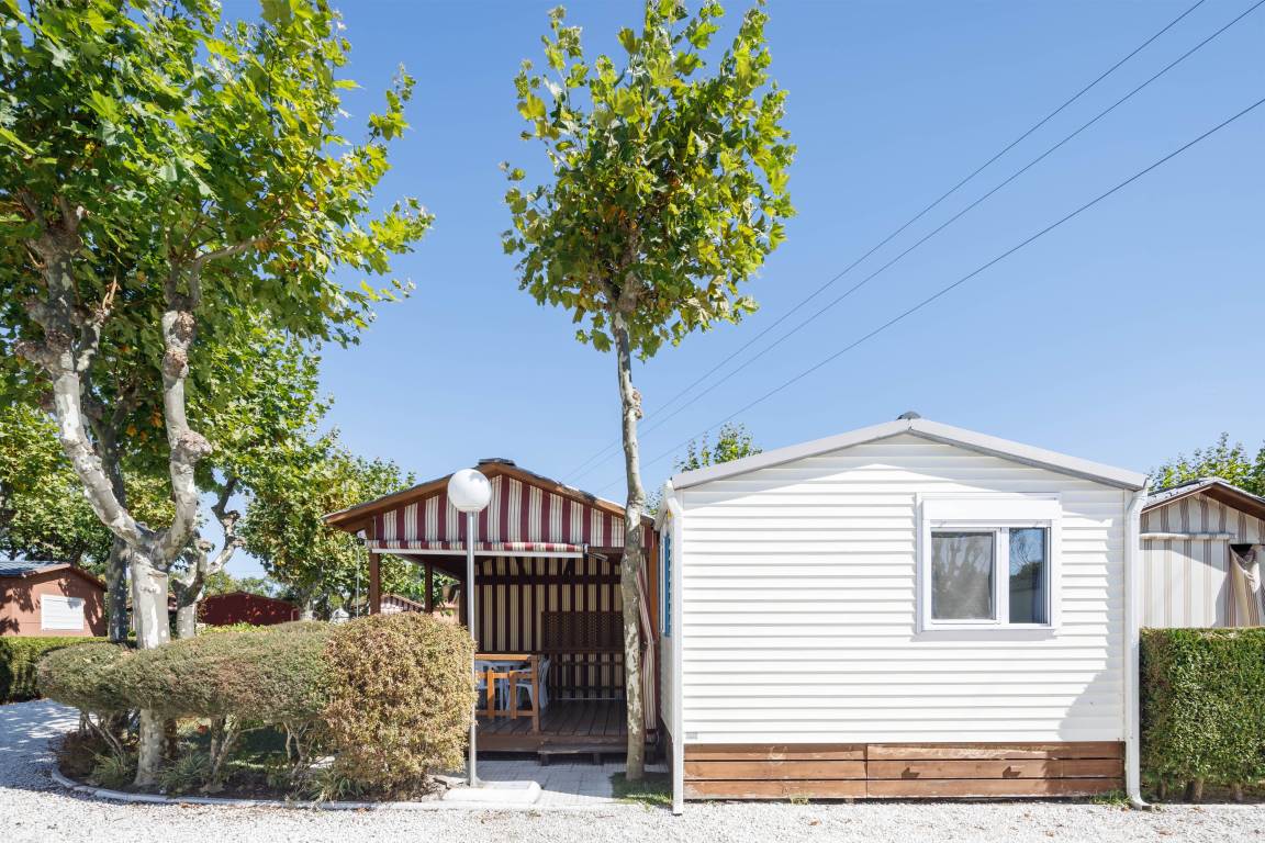 50 M² Bungalow ∙ 3 Habitaciones ∙ 6 Huéspedes - El Grove