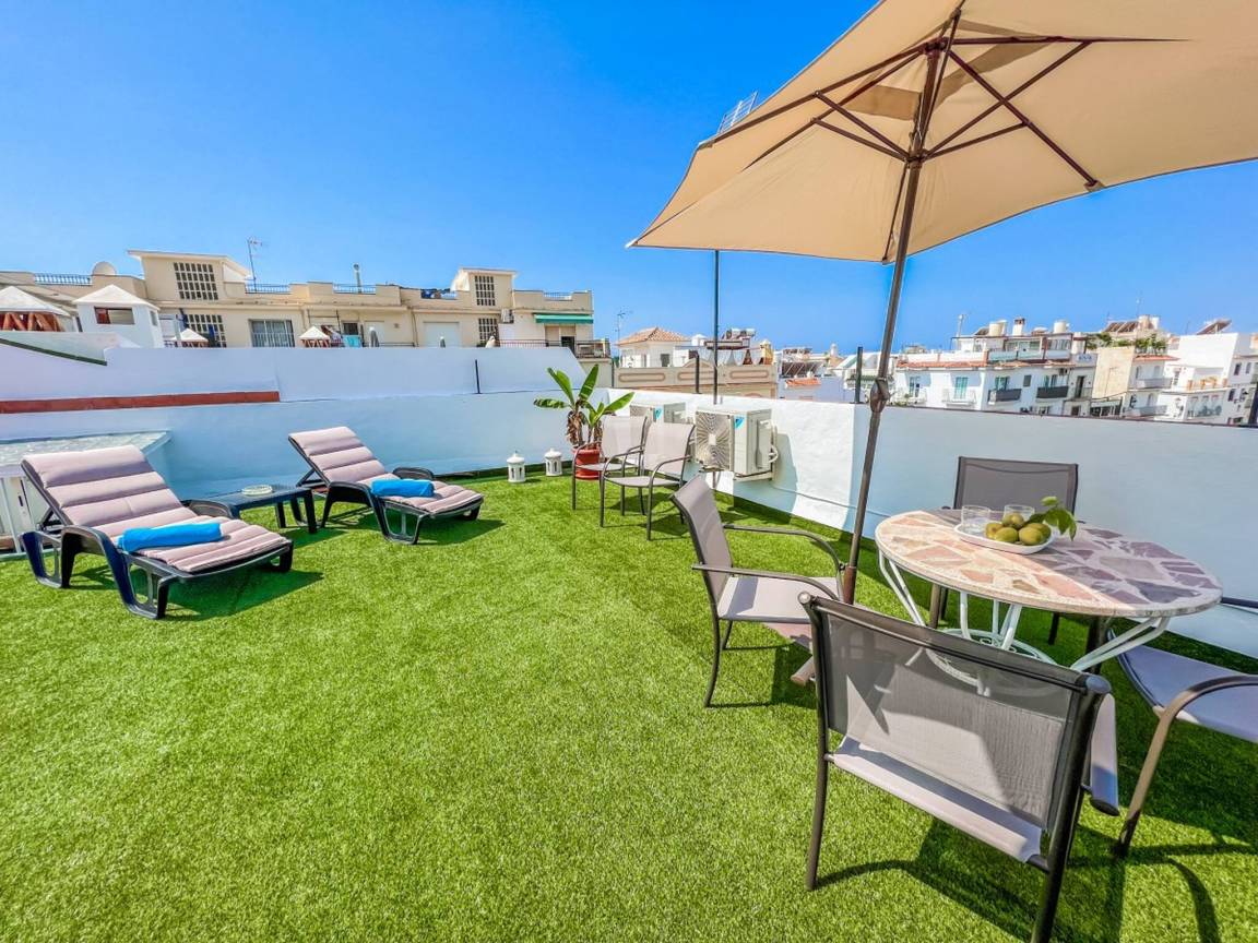 120 M² Apartamento ∙ 3 Habitaciones ∙ 6 Huéspedes - Nerja